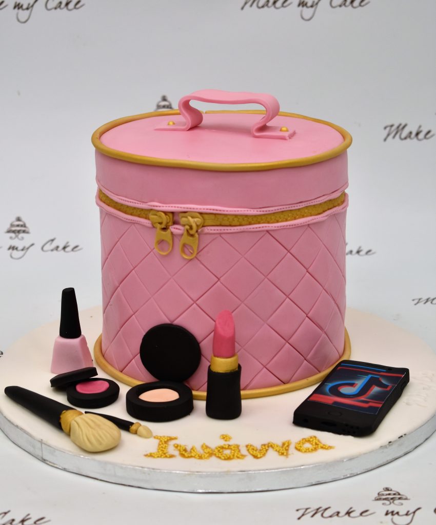 Το νεσεσέρ για το μακιγιάζ - Make My Cake